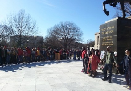 Feature: D.C. activists meet to remember life of Hugo Chavez