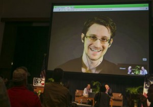 Snowden Plans to Vote in U.S. Presidential Election While Exiled