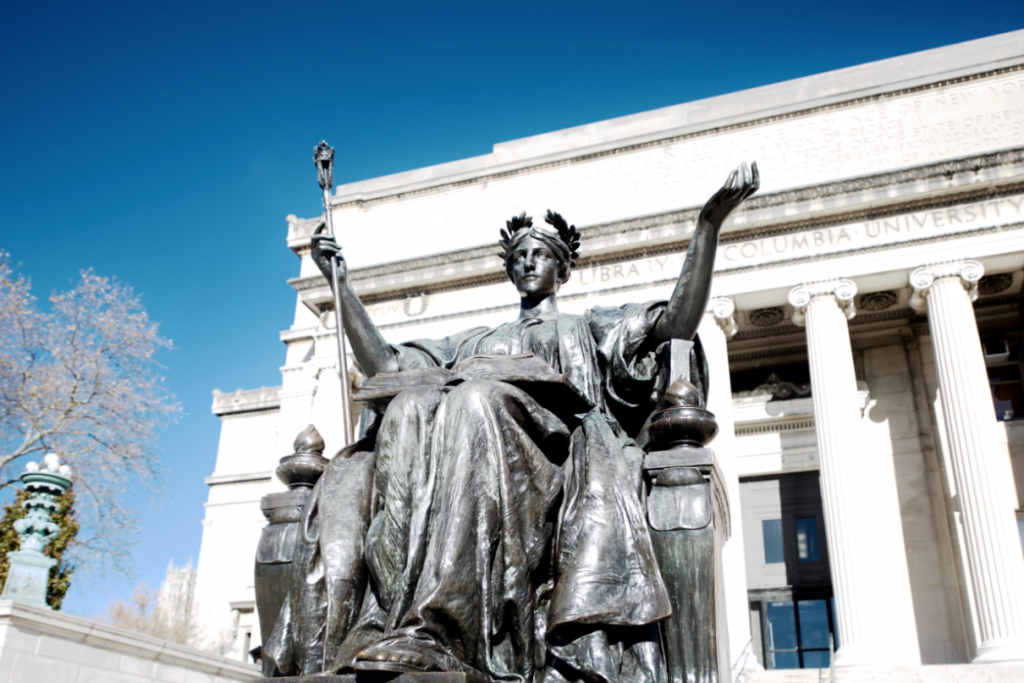 I Took Pictures of a Columbia Dean's Phone. Here's Why.