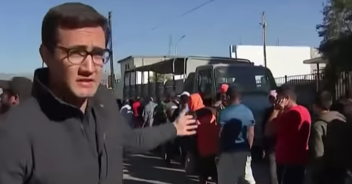 MSNBC Reporter: Caravan Migrants Mostly Men, Assumed They Could Easily ...