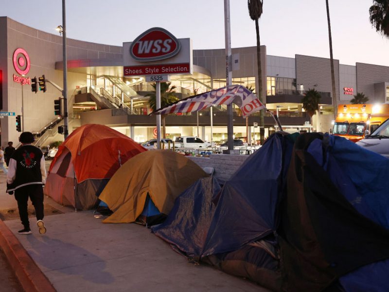 Denver News Anchor Chides GOP Candidate for Calling 911 After Homeless ...