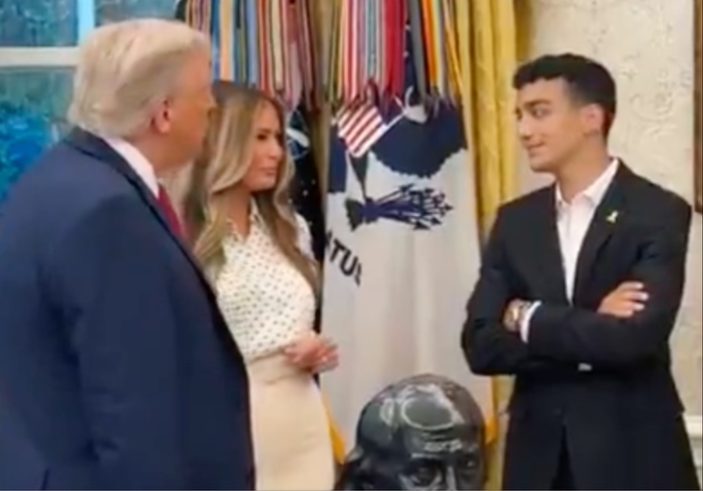 Trump Greets Freed Hamas Hostage Edan Alexander, a US Citizen, in White ...